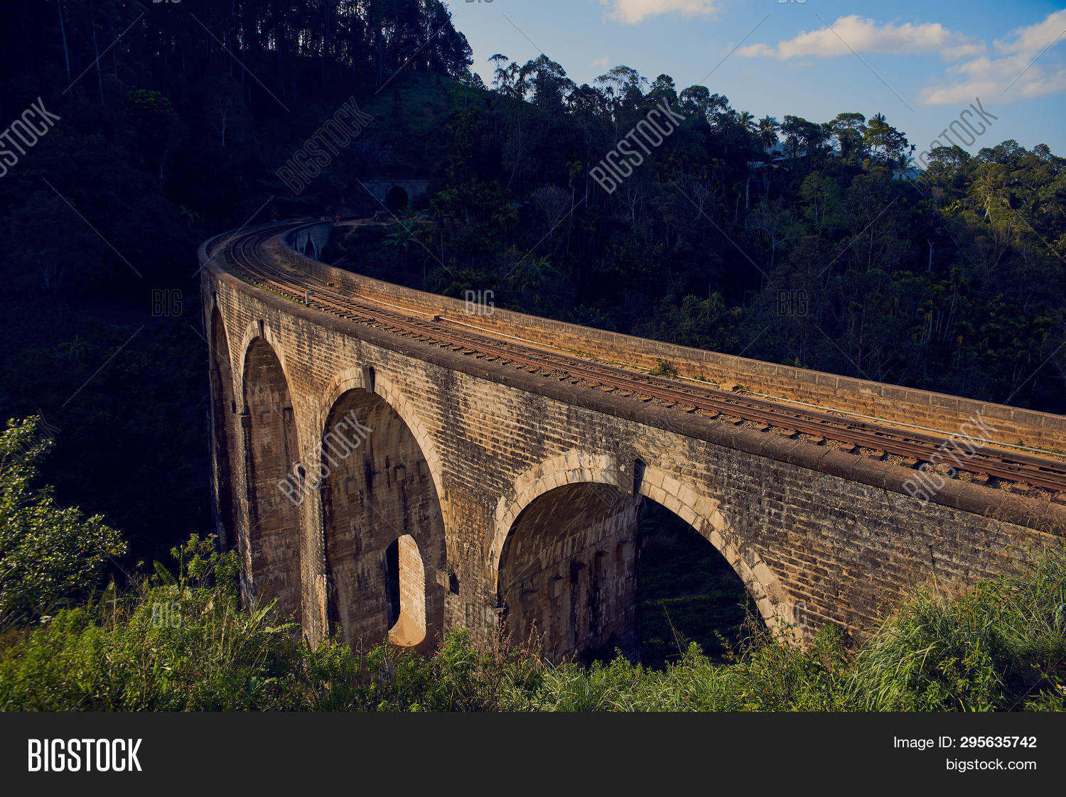 Nine Arches Bridge One Image & Photo (Free Trial) | Bigstock
