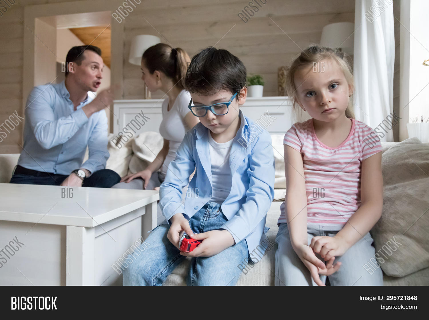 Imagen y foto Sad Children Listen (prueba gratis) | Bigstock