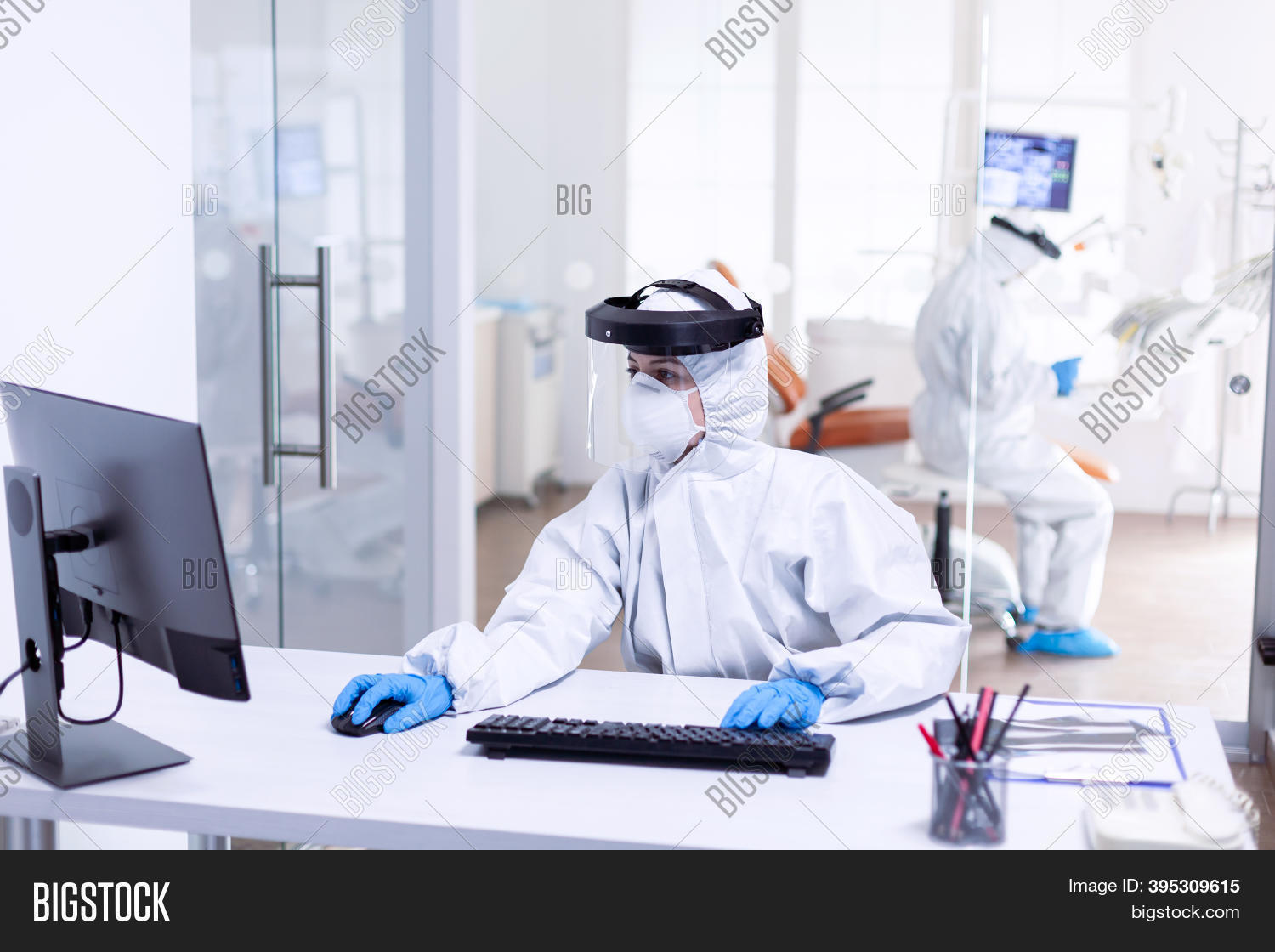 Nurse Using Computer Image & Photo (Free Trial) | Bigstock