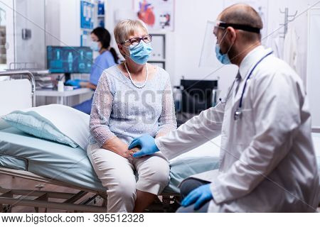 Doctor Giving Sympathy Image & Photo (Free Trial) | Bigstock