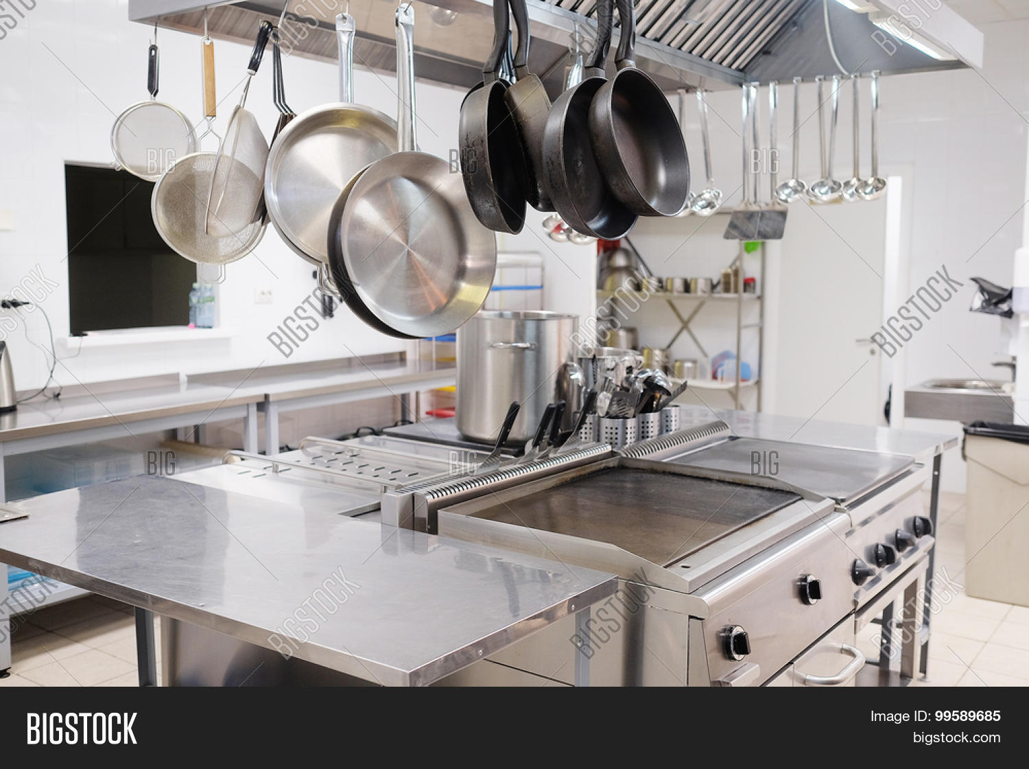 Professional Kitchen Image & Photo (Free Trial) | Bigstock