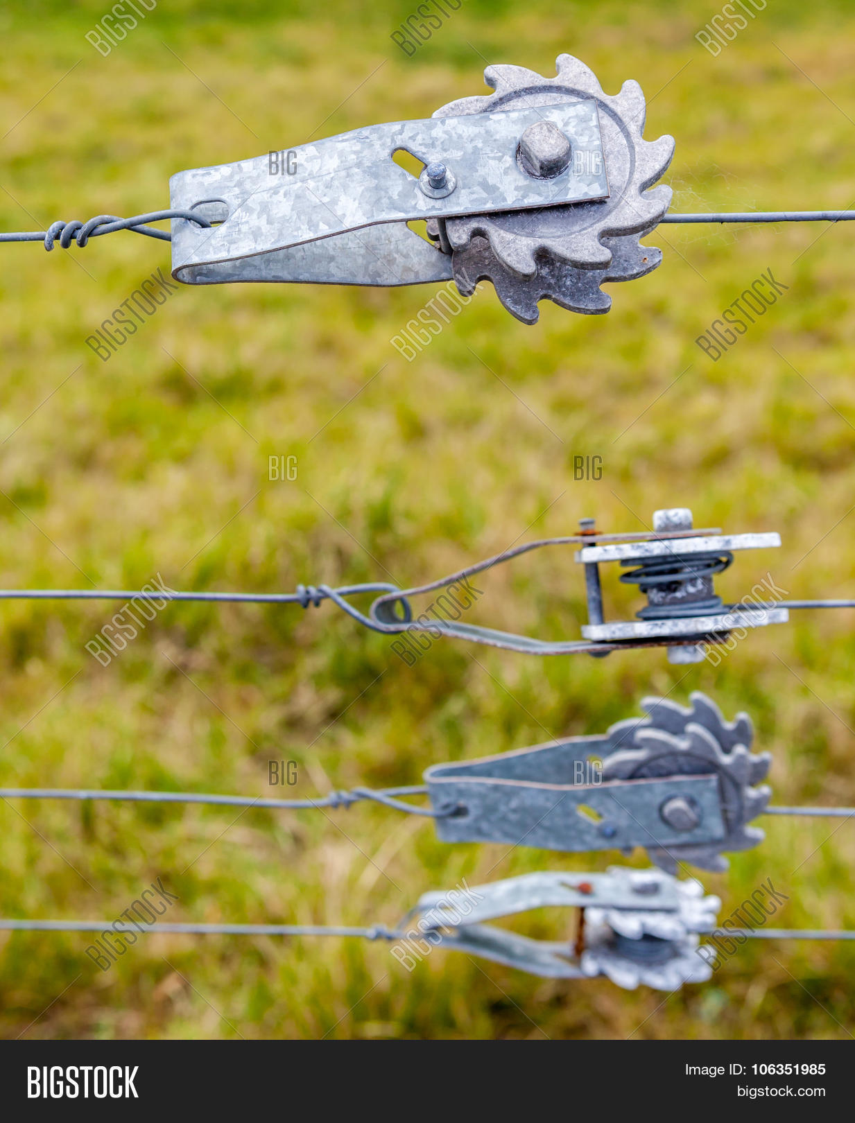 Ratchet Fence Image & Photo (Free Trial) | Bigstock