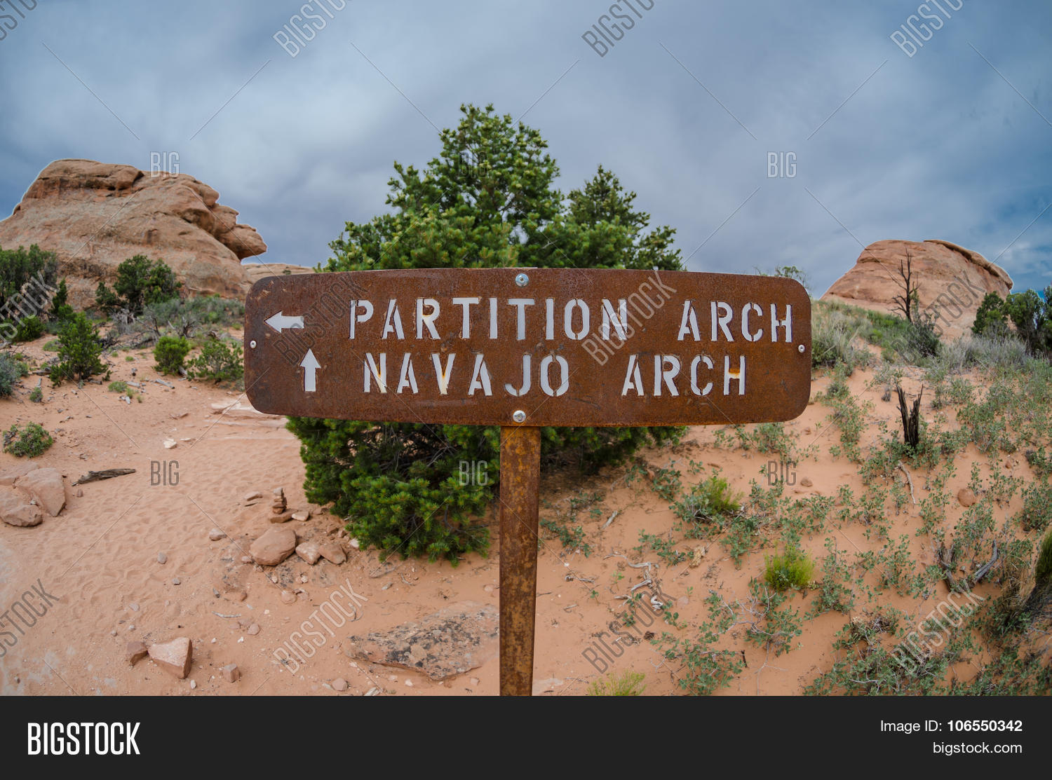 Partition Navajo Signs Image & Photo (Free Trial) | Bigstock