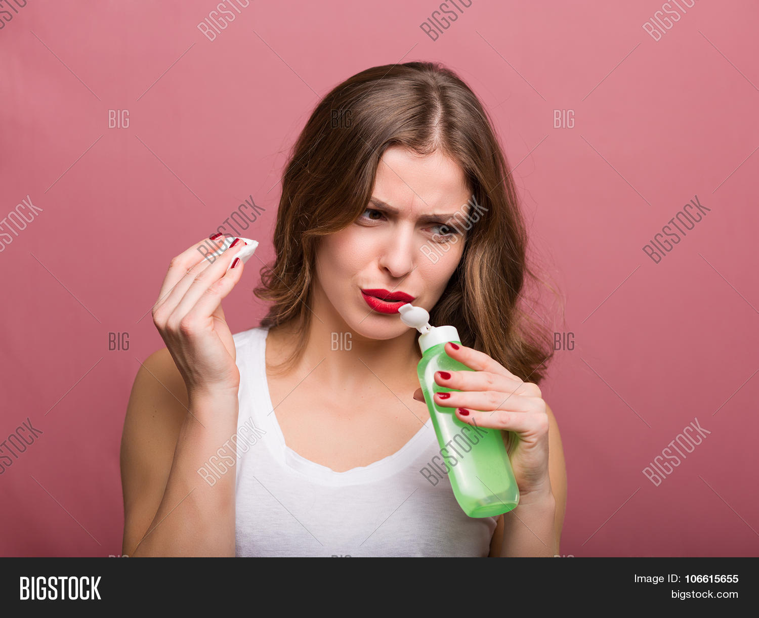 Woman Holding Lotion Image & Photo (Free Trial) | Bigstock