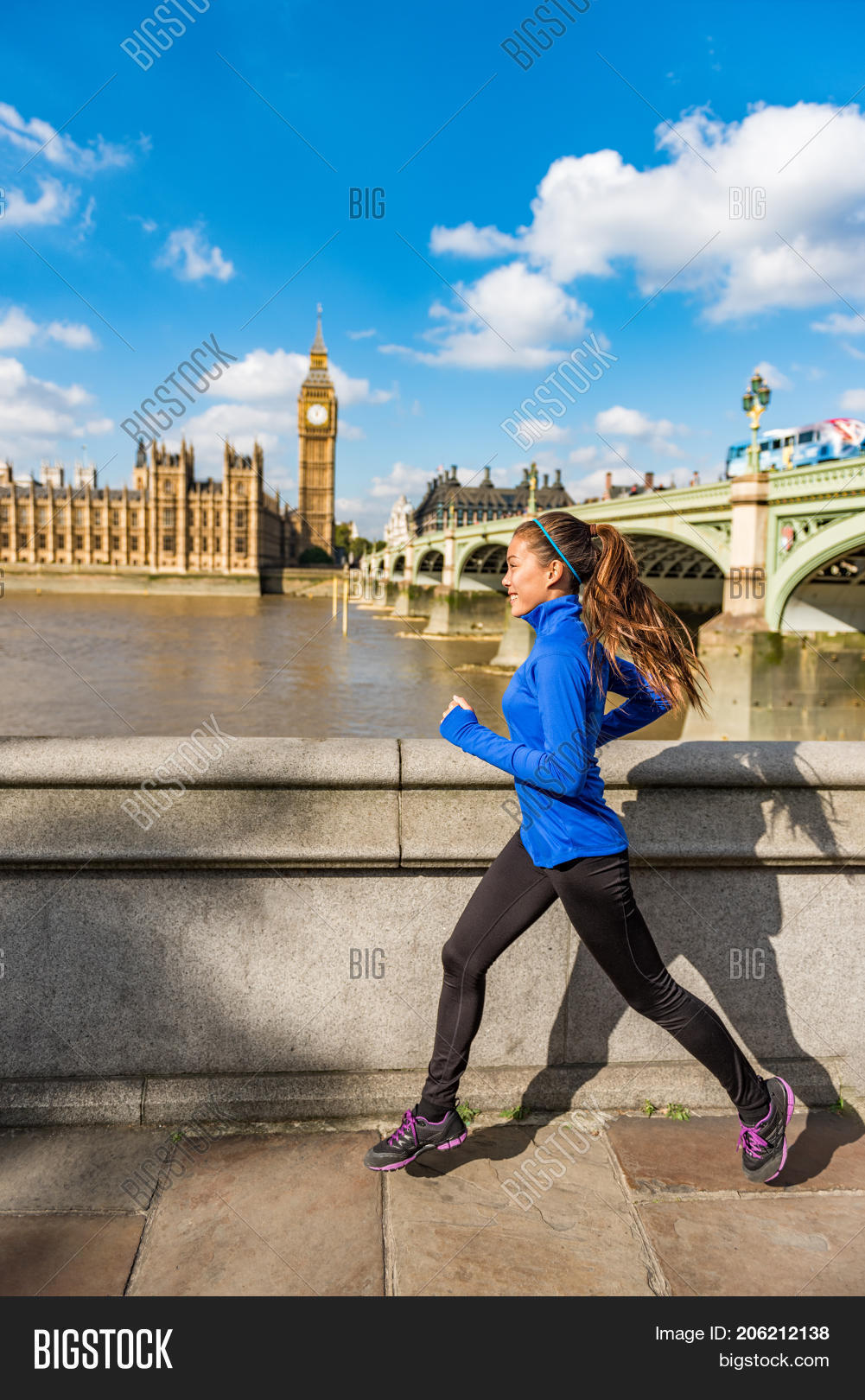 London Running Woman Image & Photo (Free Trial) | Bigstock