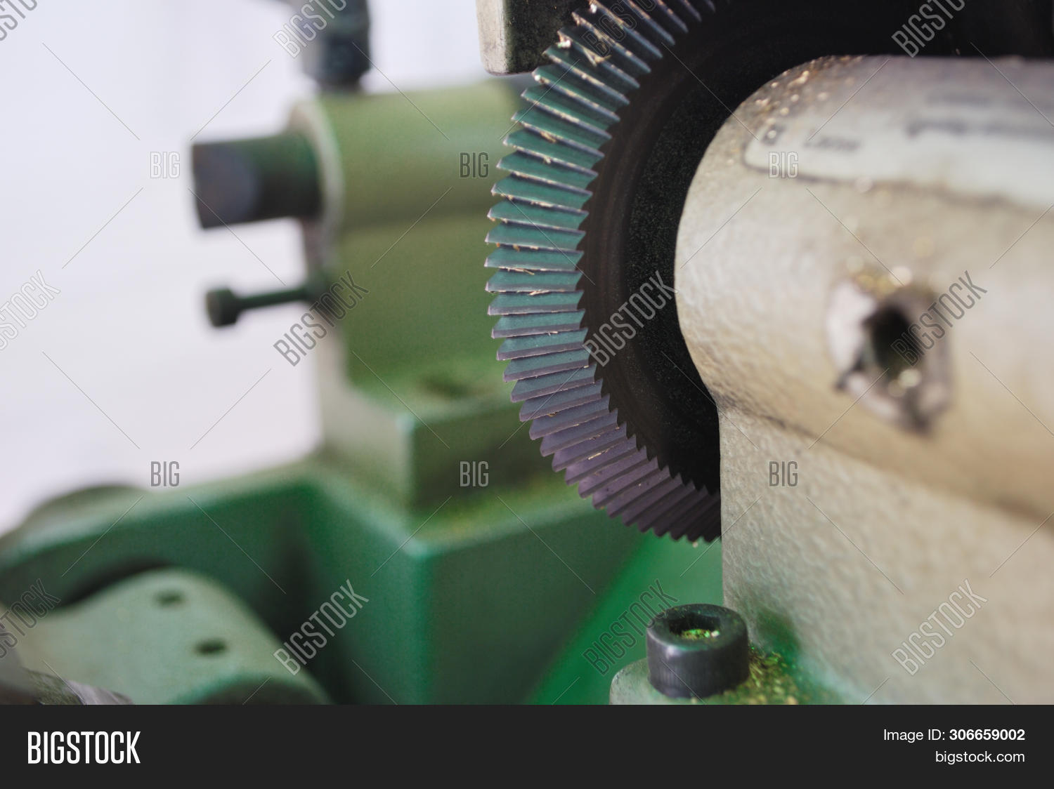 Small Metal Cutting Image & Photo (Free Trial) | Bigstock