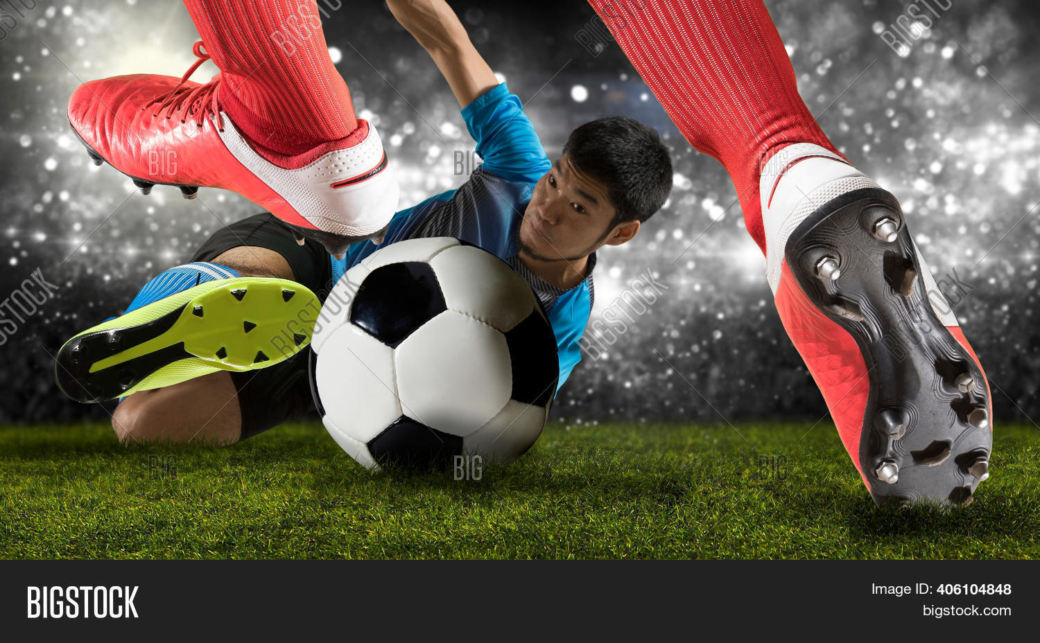 Football Player Man Image & Photo (Free Trial) | Bigstock