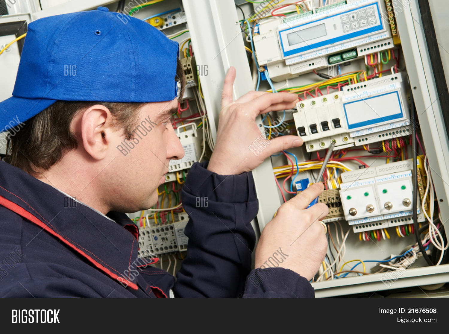One Electrician Image & Photo (Free Trial) | Bigstock