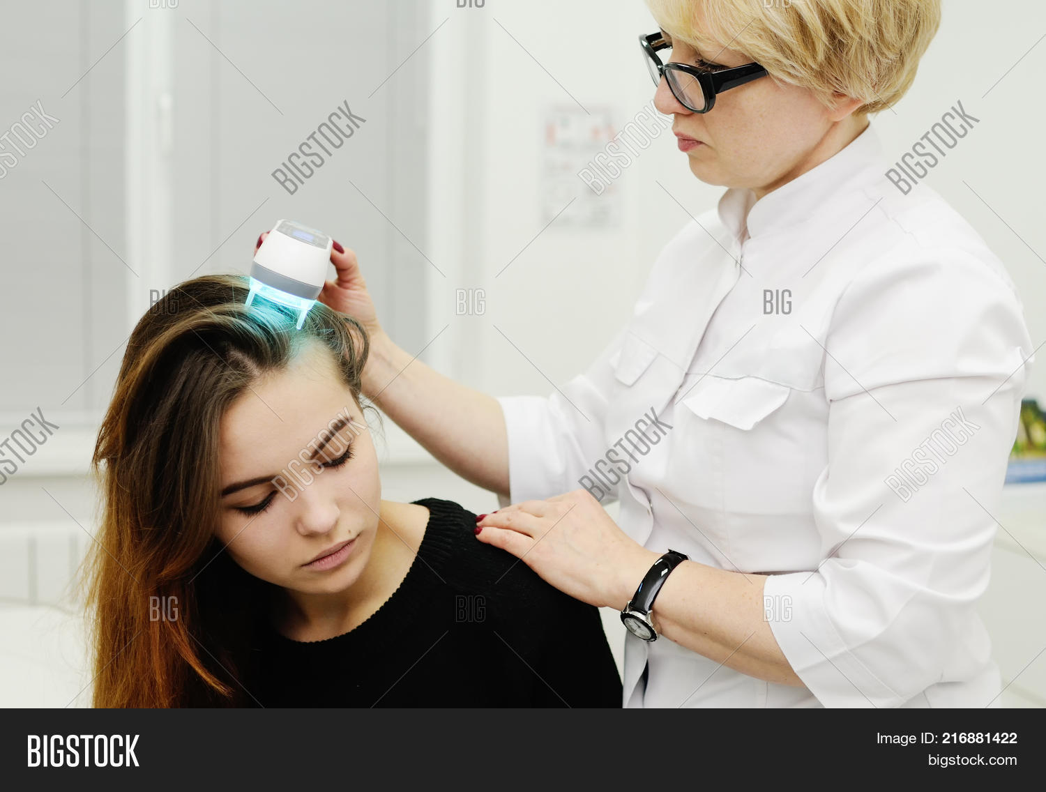 Doctor Examines Scalp Image & Photo (Free Trial) | Bigstock