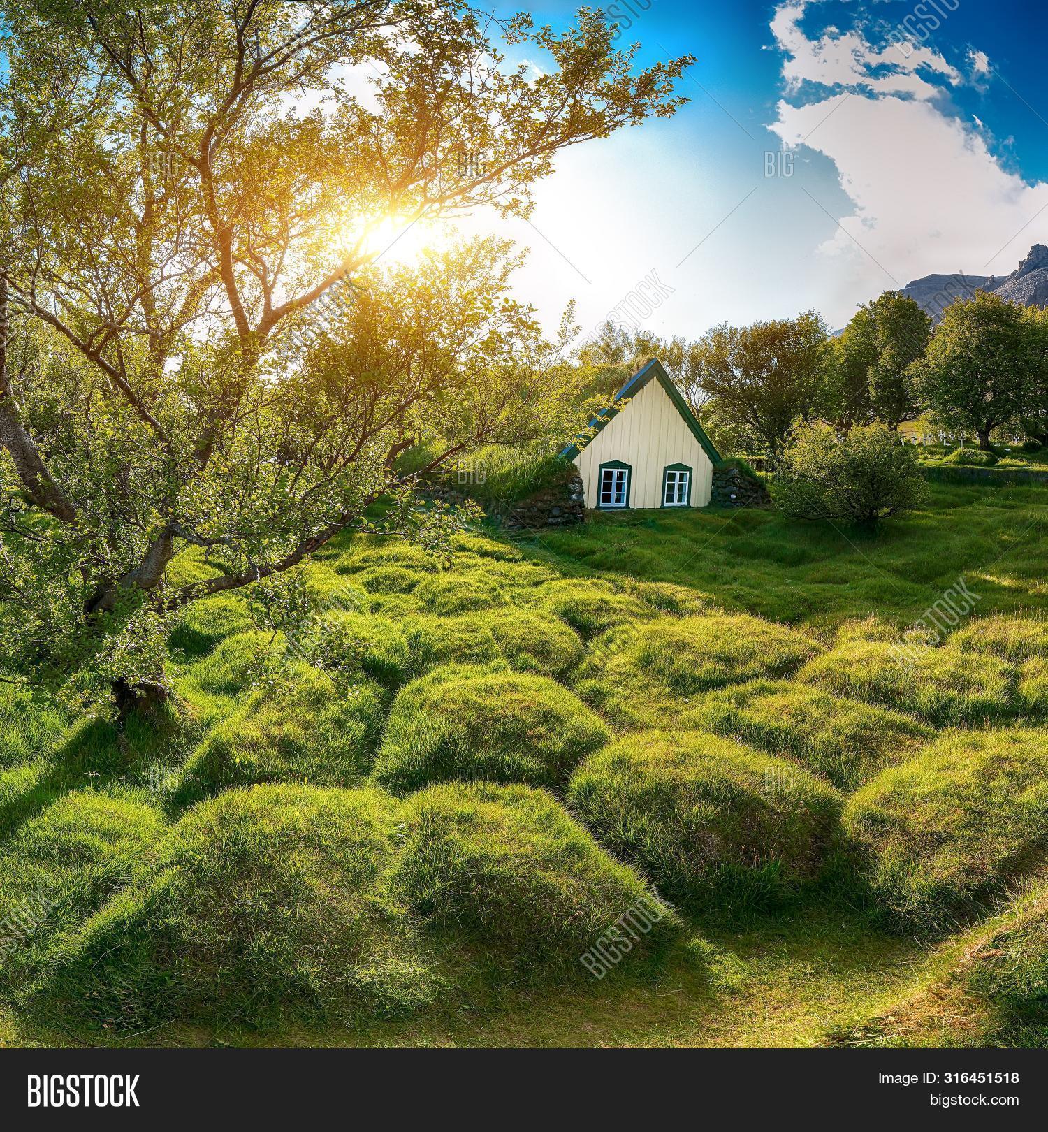 Picturesque View Turf- Image & Photo (Free Trial) | Bigstock