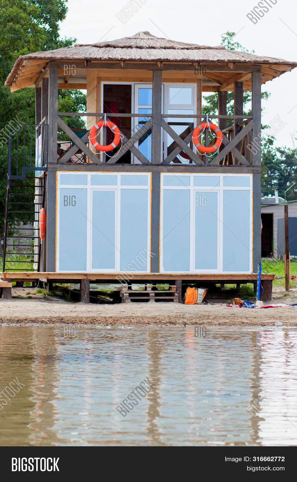 Lifeguard Tower Rescue Image & Photo (Free Trial) | Bigstock