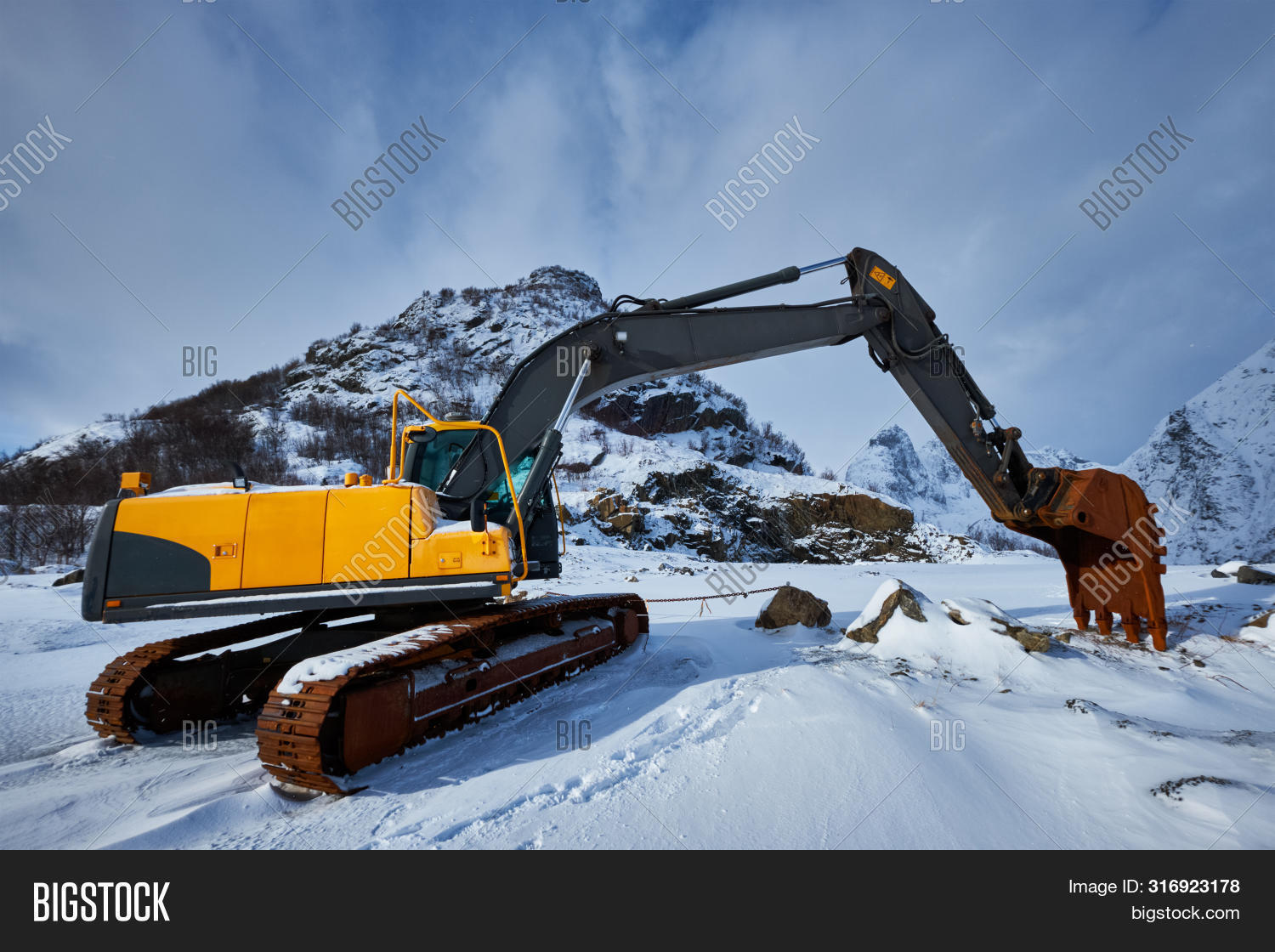 Old Excavator Image & Photo (Free Trial) | Bigstock