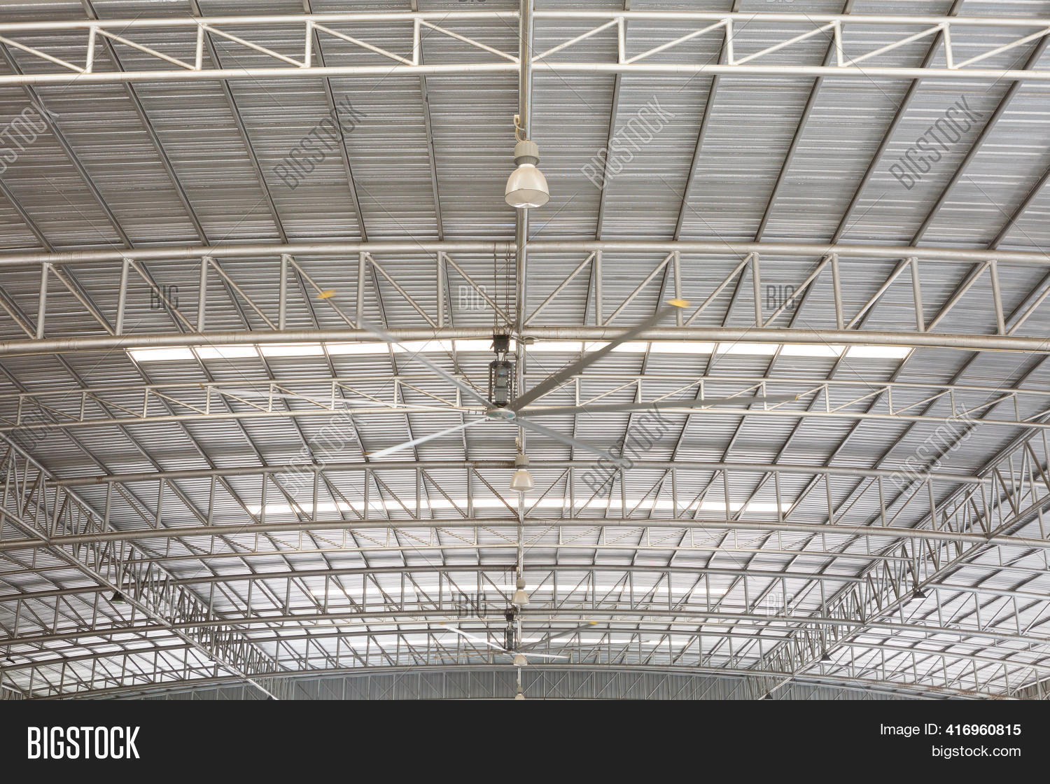 Roof Truss Structure Image & Photo (Free Trial) | Bigstock