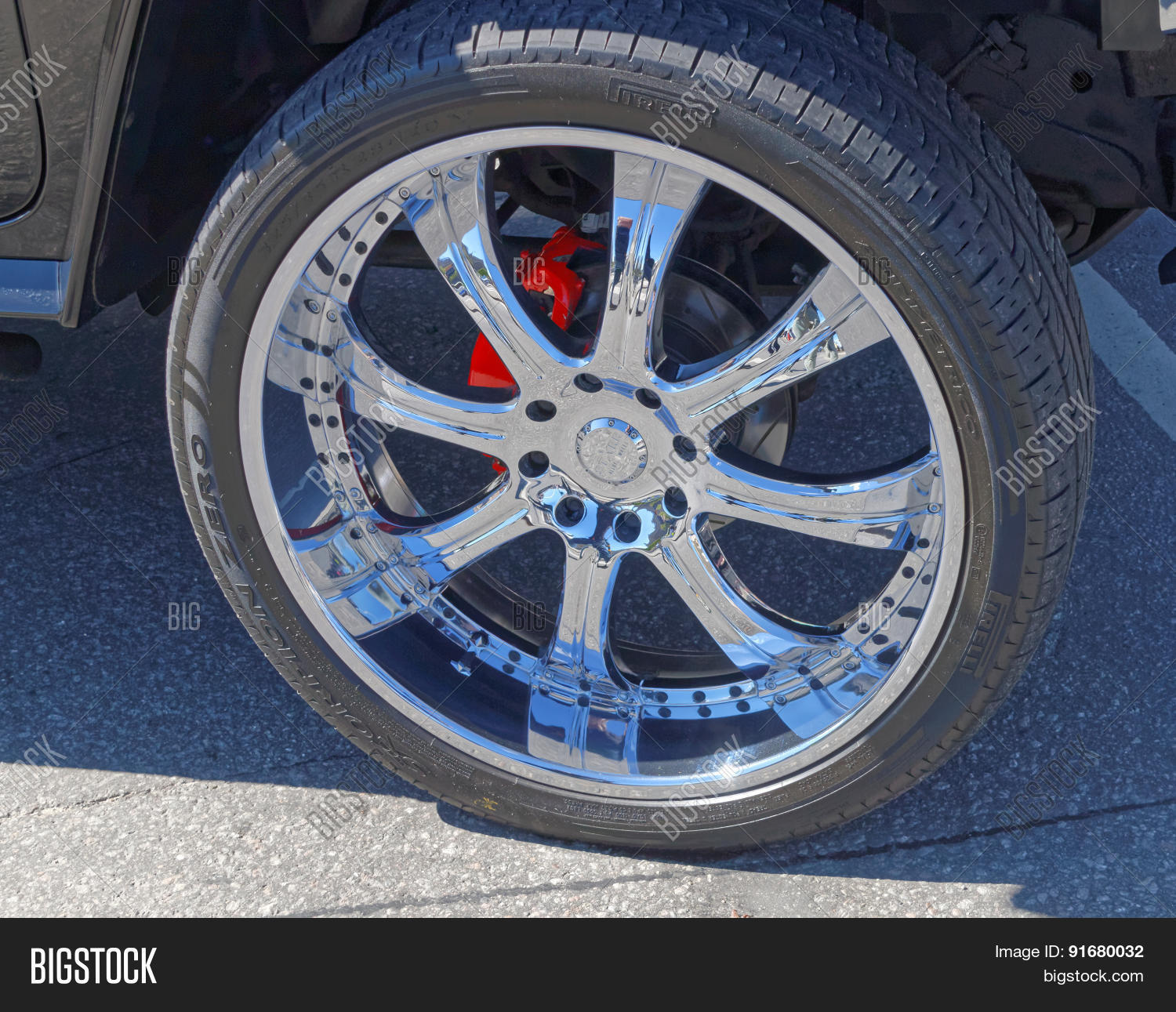Wheel Fast Sports-cars Image & Photo (Free Trial) | Bigstock