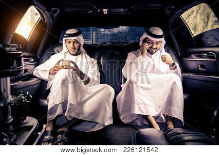 Arabian Men Emirates Image & Photo (Free Trial) | Bigstock