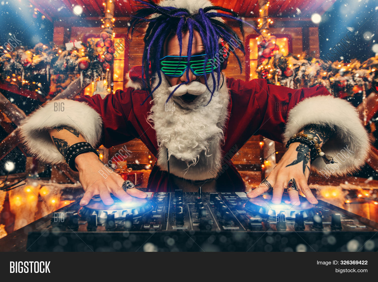 ?razy Punk Santa Claus Image & Photo (Free Trial) | Bigstock