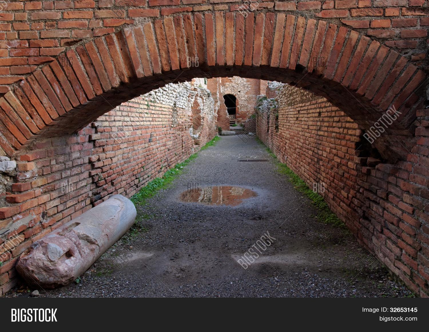 Ancient Brick Arch Image & Photo (Free Trial) | Bigstock