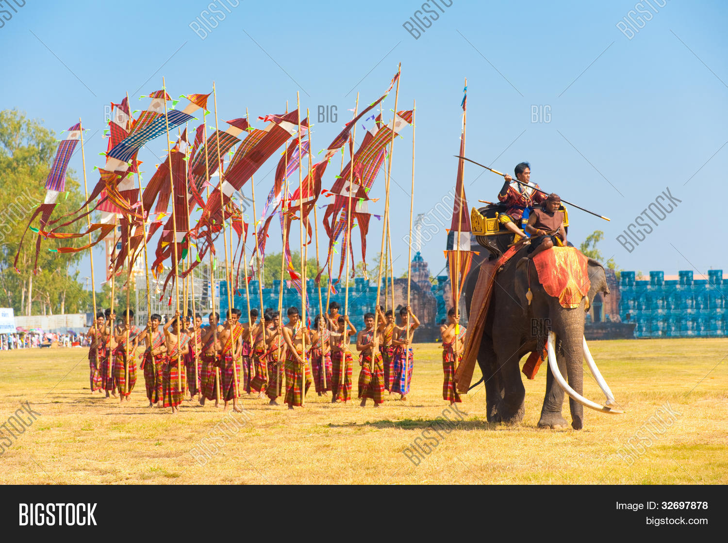 Marching Army Elephant Image & Photo (Free Trial) | Bigstock