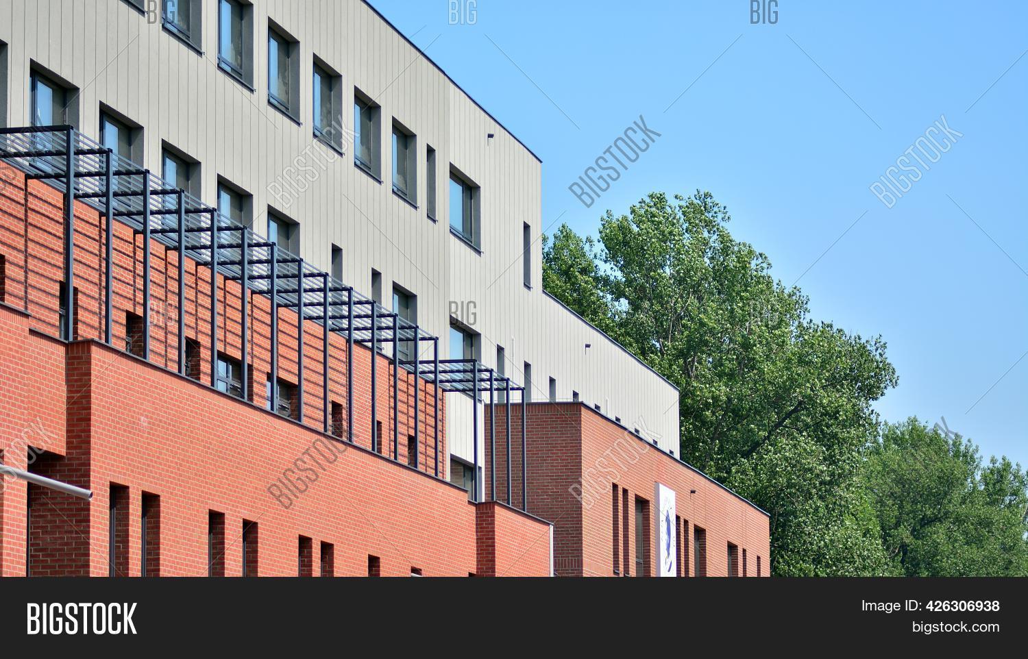 Exterior Modern Office Image & Photo (Free Trial) | Bigstock