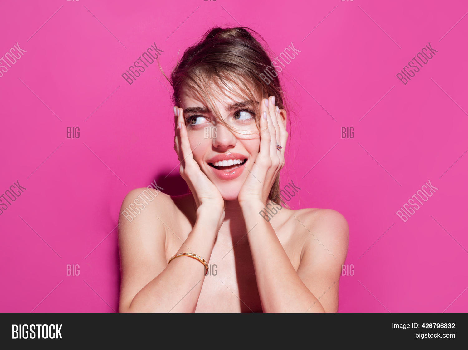 Amazed Woman Emotions Image & Photo (Free Trial) | Bigstock