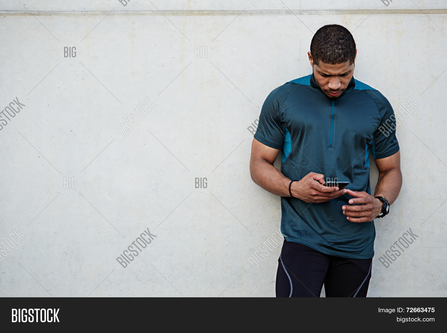 Attractive Sting Build Image & Photo (Free Trial) | Bigstock