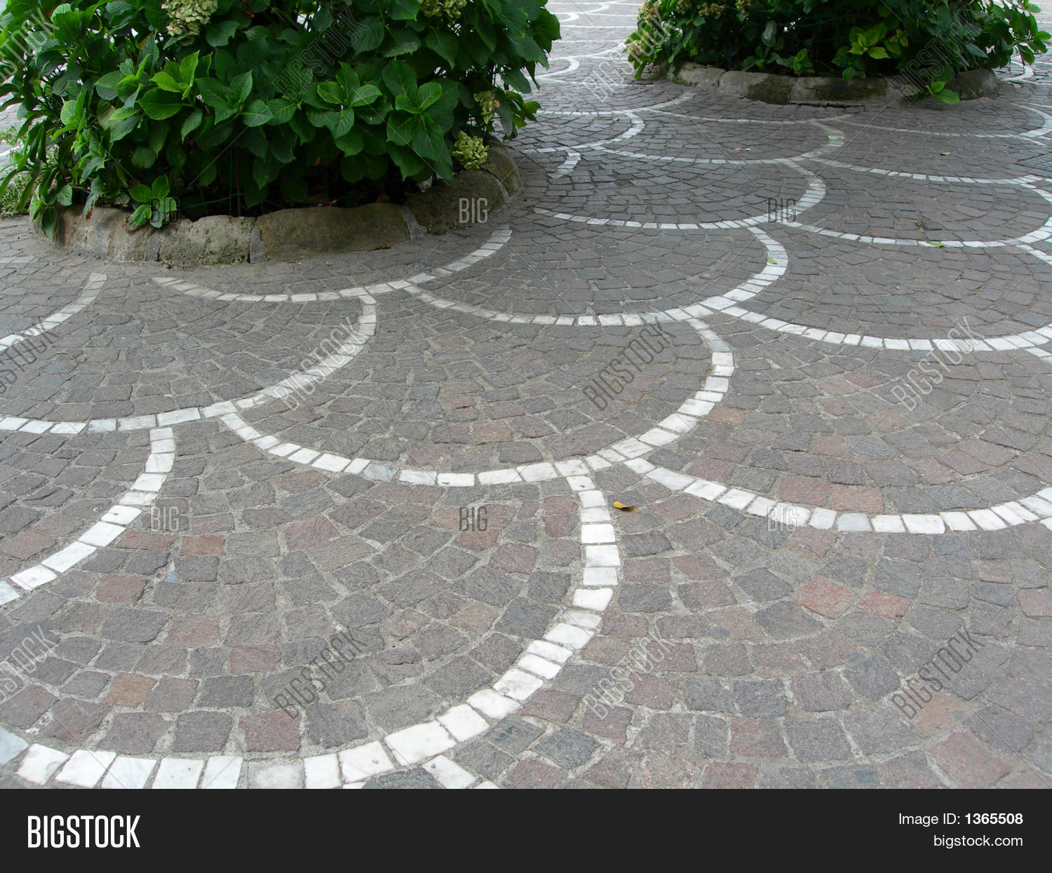 Cobblestone Street Image & Photo (Free Trial) | Bigstock