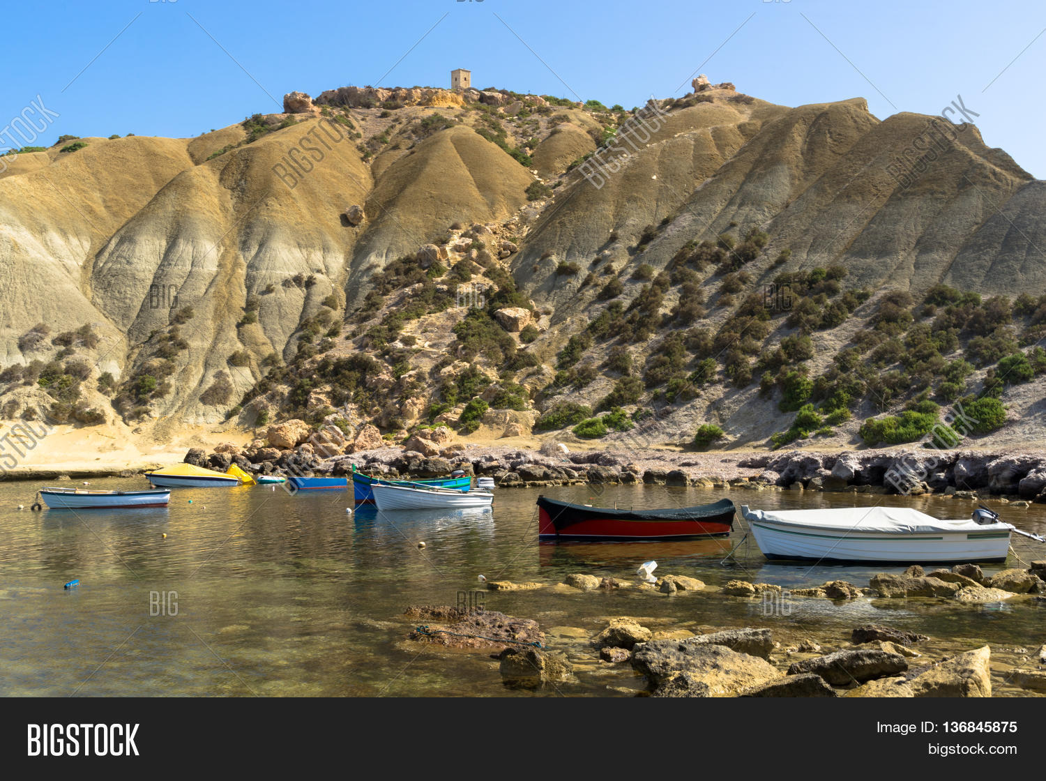 Peaceful Bay Xatt L- Image & Photo (Free Trial) | Bigstock
