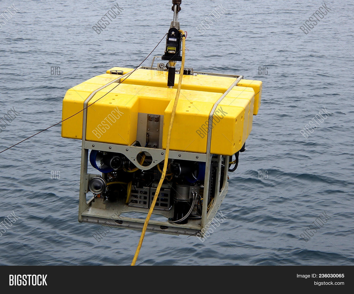 Launching ROV Get Image & Photo (Free Trial) | Bigstock
