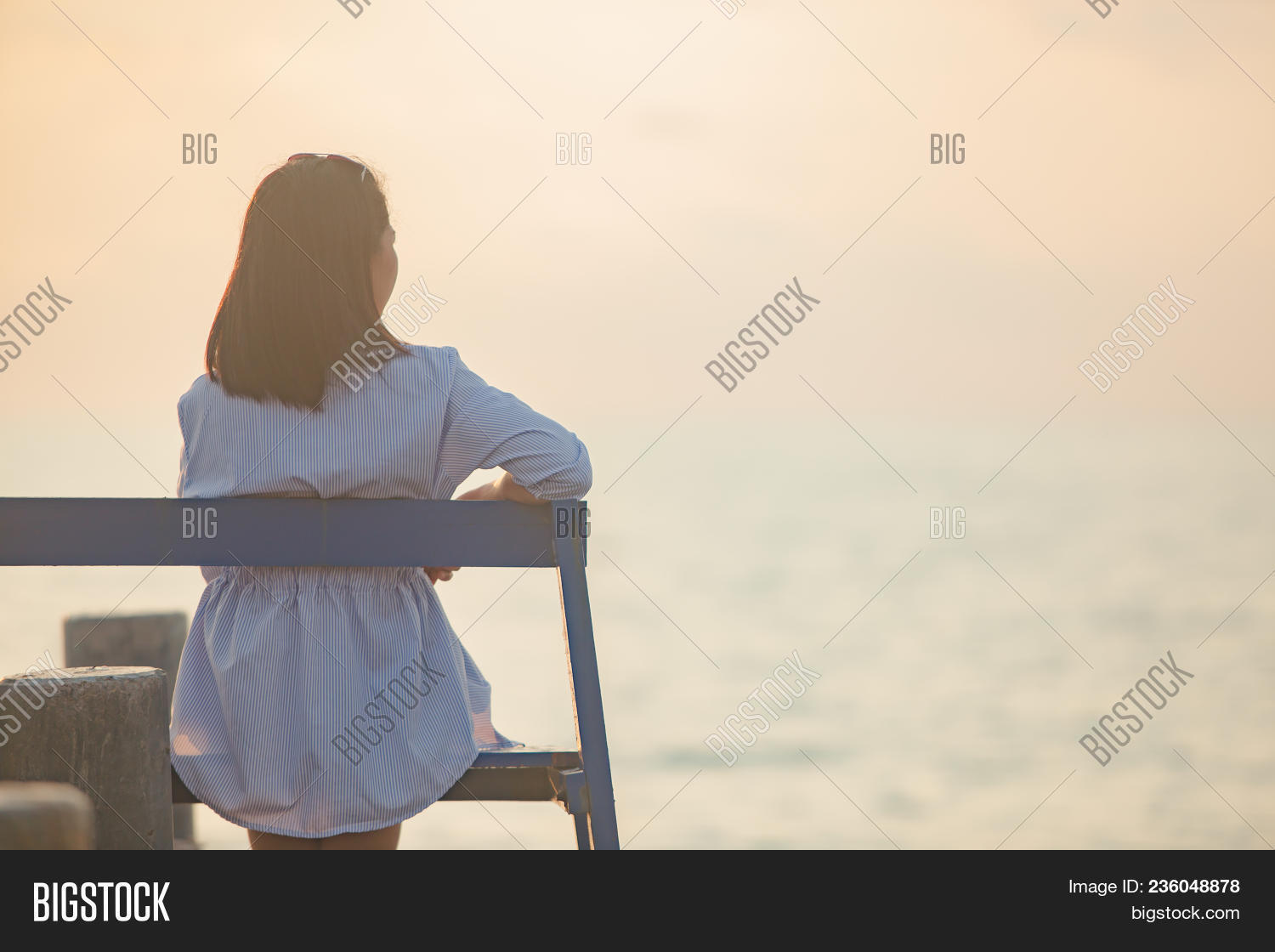 Lonely Woman Sitting Image & Photo (Free Trial) | Bigstock