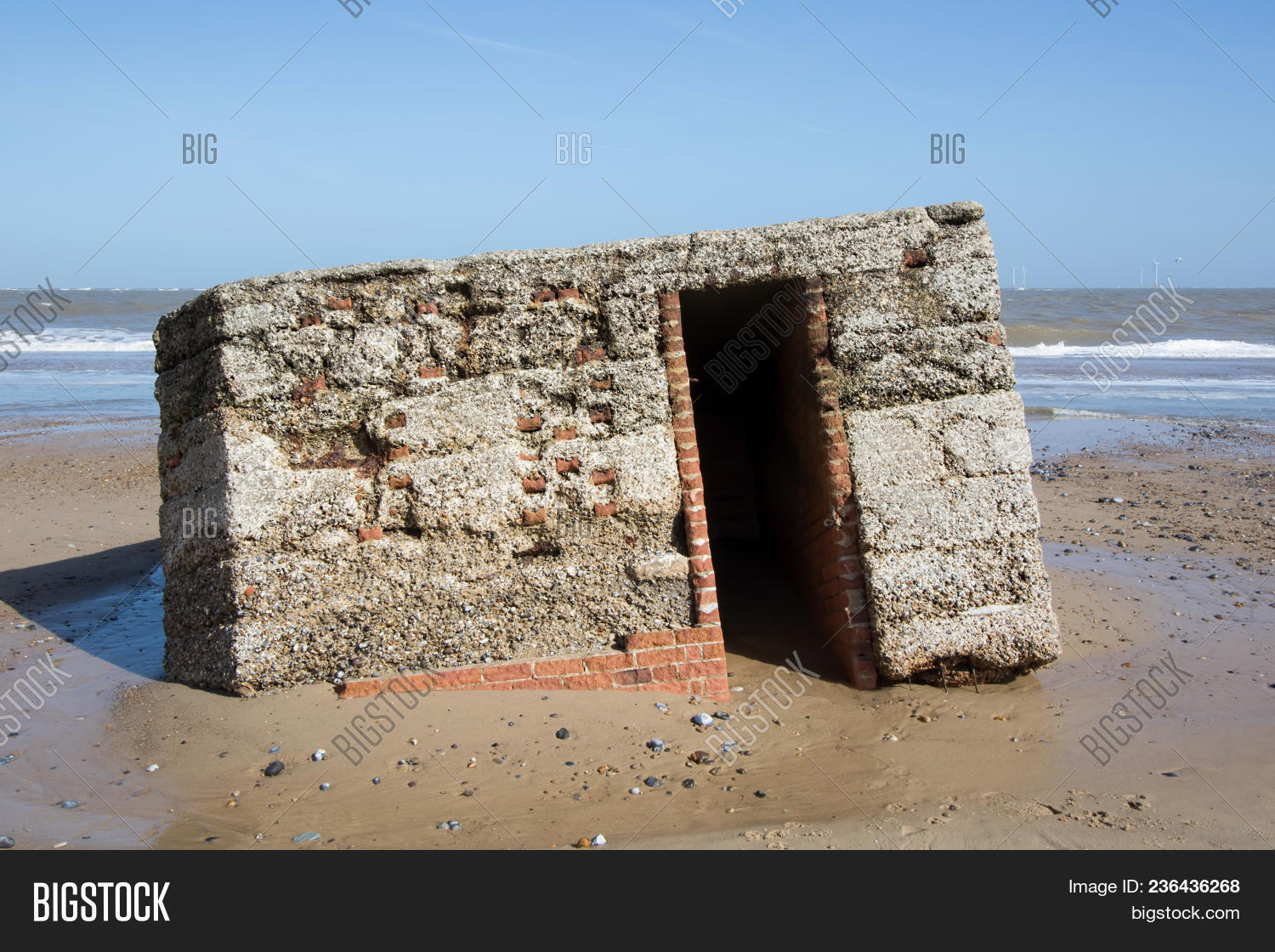 World War 2 Beach Image & Photo (Free Trial) | Bigstock