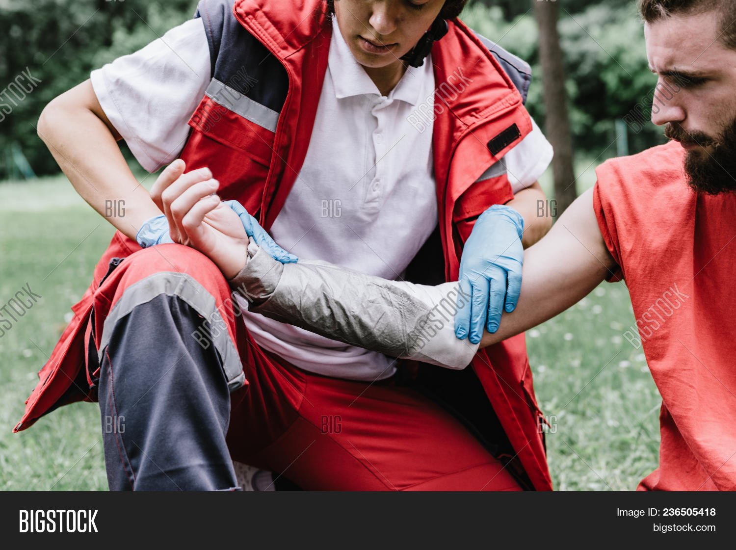 First Aid Paramedic Image & Photo (Free Trial) | Bigstock