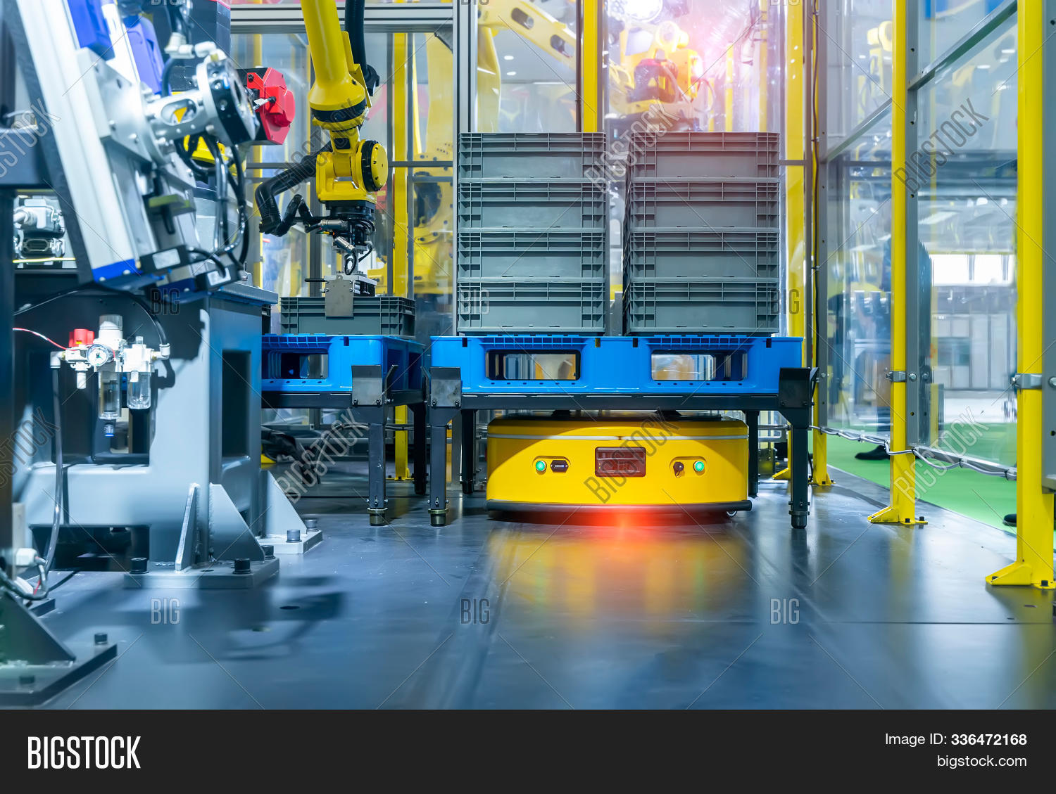 Warehouse Robot Car Image & Photo (Free Trial) | Bigstock