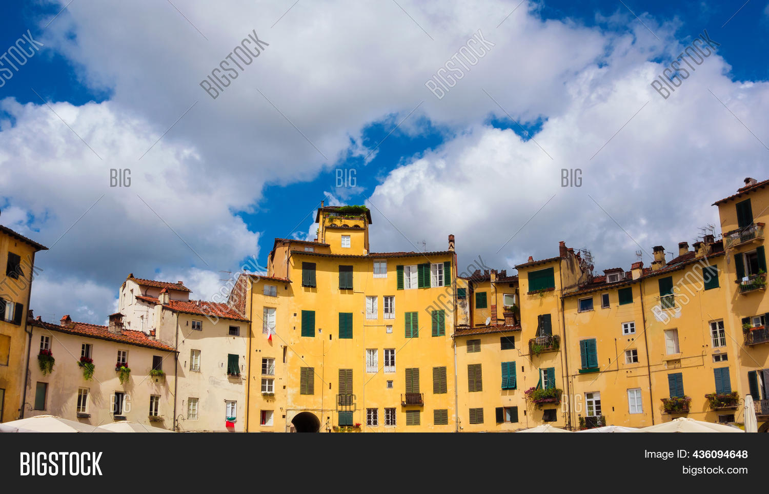 Lucca Amphitheater Image & Photo (Free Trial) | Bigstock