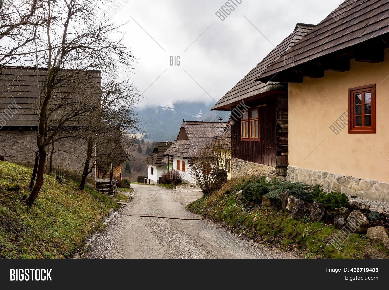 Street Between Houses Image & Photo (Free Trial) | Bigstock