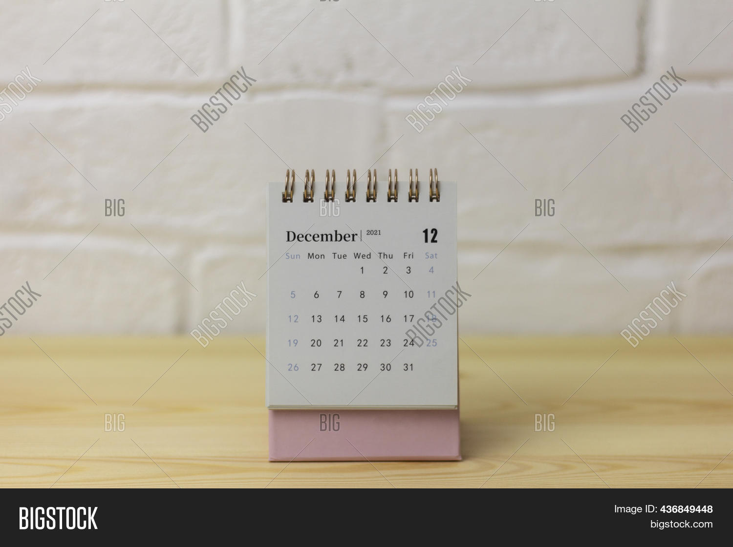 Tear-off Calendar Image & Photo (Free Trial) | Bigstock