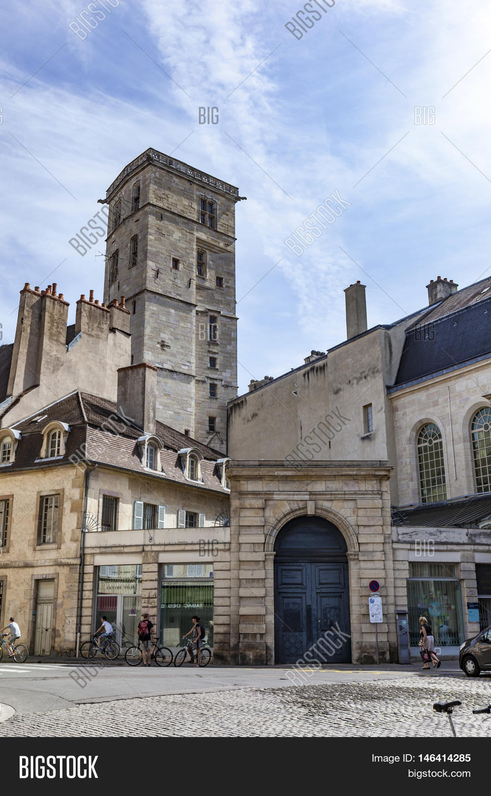 Place Notre Dame Image & Photo (Free Trial) | Bigstock