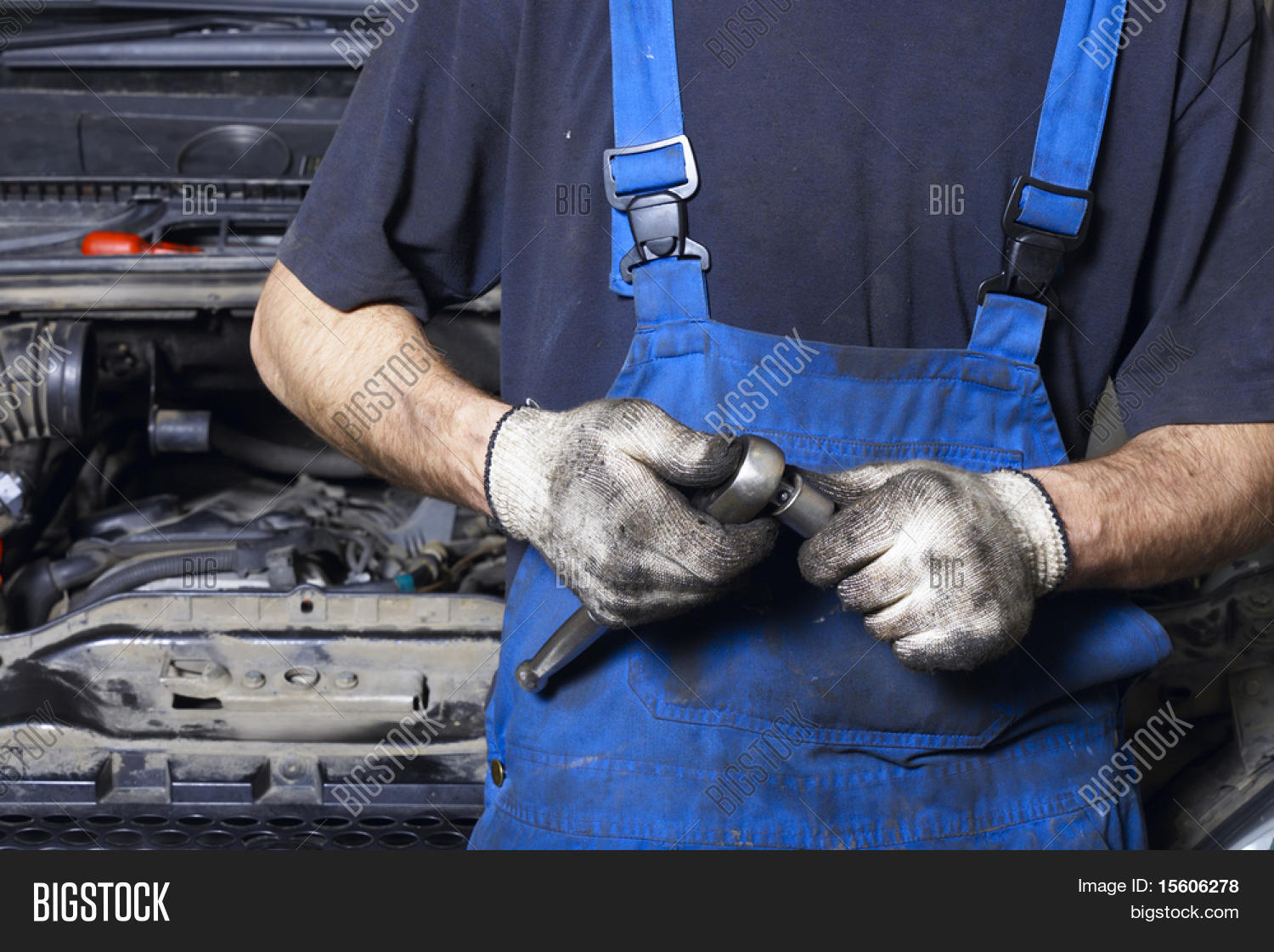 Auto Mechanic Uniform Image & Photo (Free Trial) | Bigstock