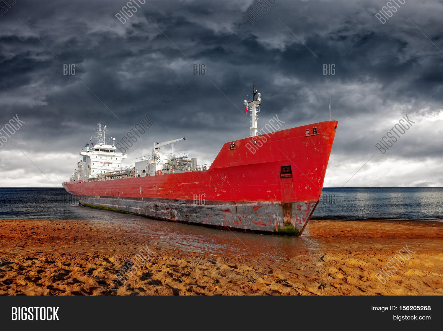 Big Ship Aground Due Image & Photo (Free Trial) | Bigstock