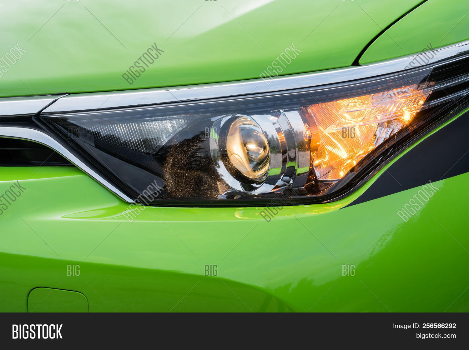 Front Headlight On Image & Photo (Free Trial) | Bigstock