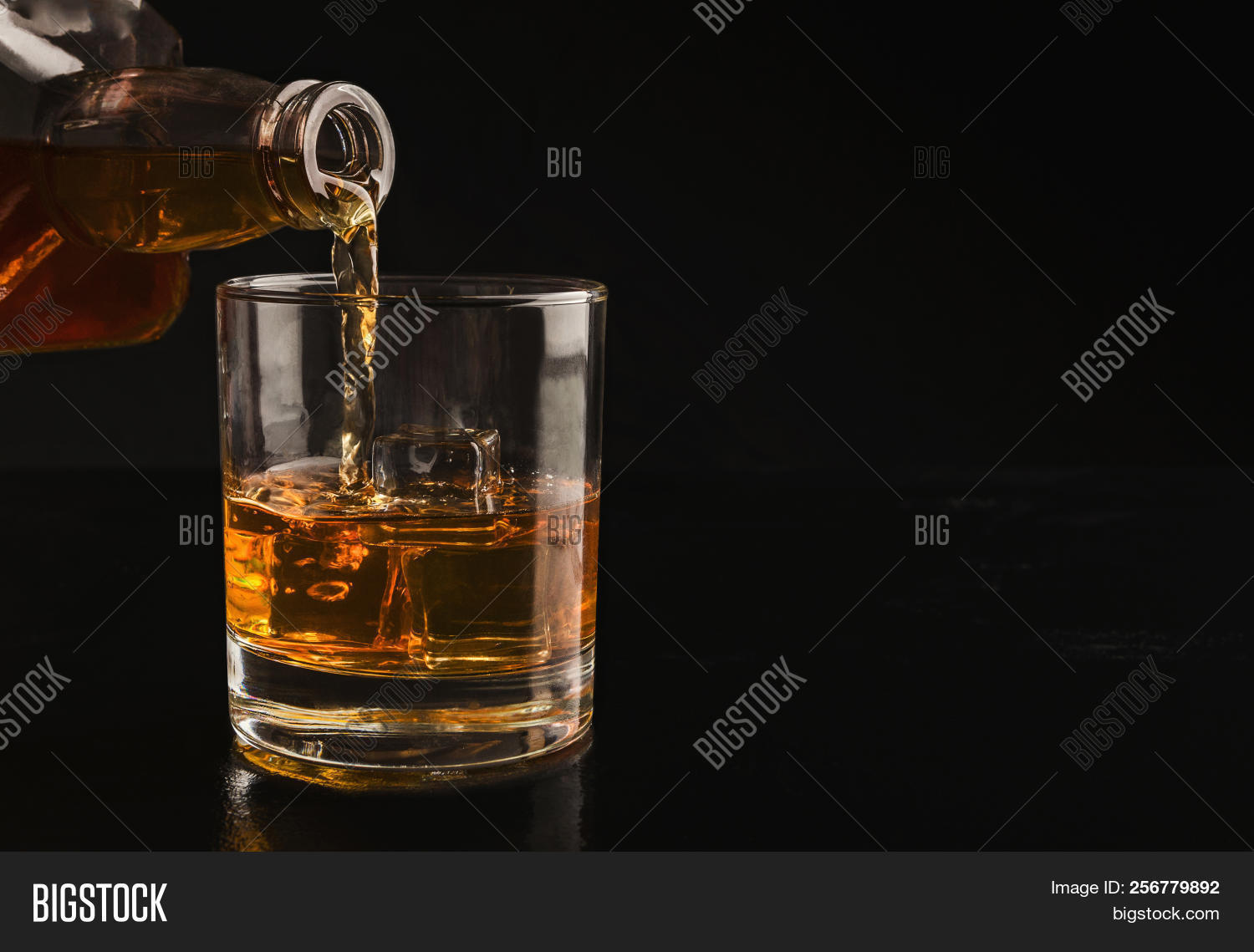 Pouring Whiskey Bottle Image & Photo (Free Trial) | Bigstock