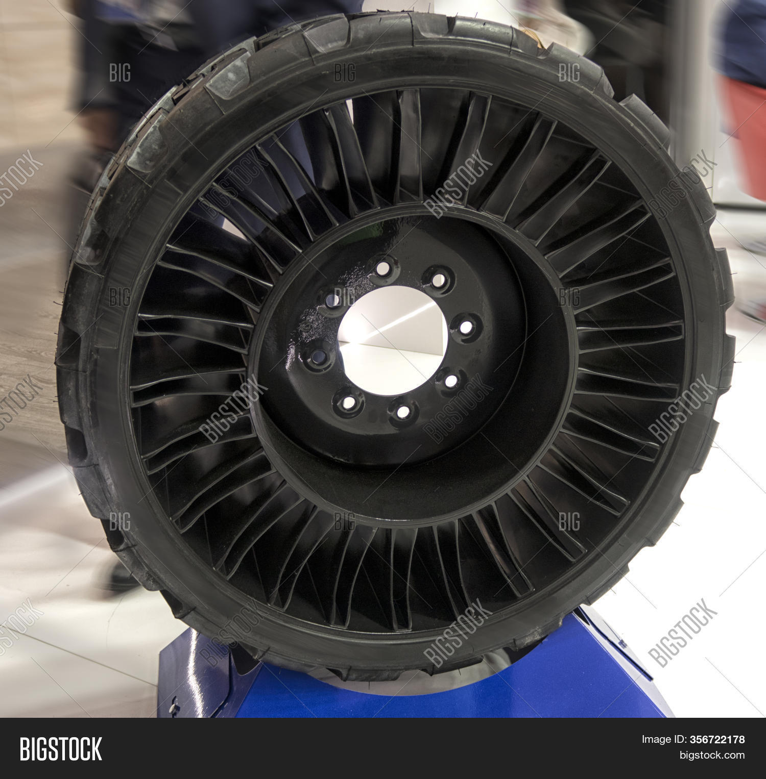 Close View Shiny Image & Photo (Free Trial) | Bigstock