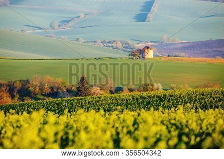 Beautiful Rural Scene Image & Photo (Free Trial) | Bigstock