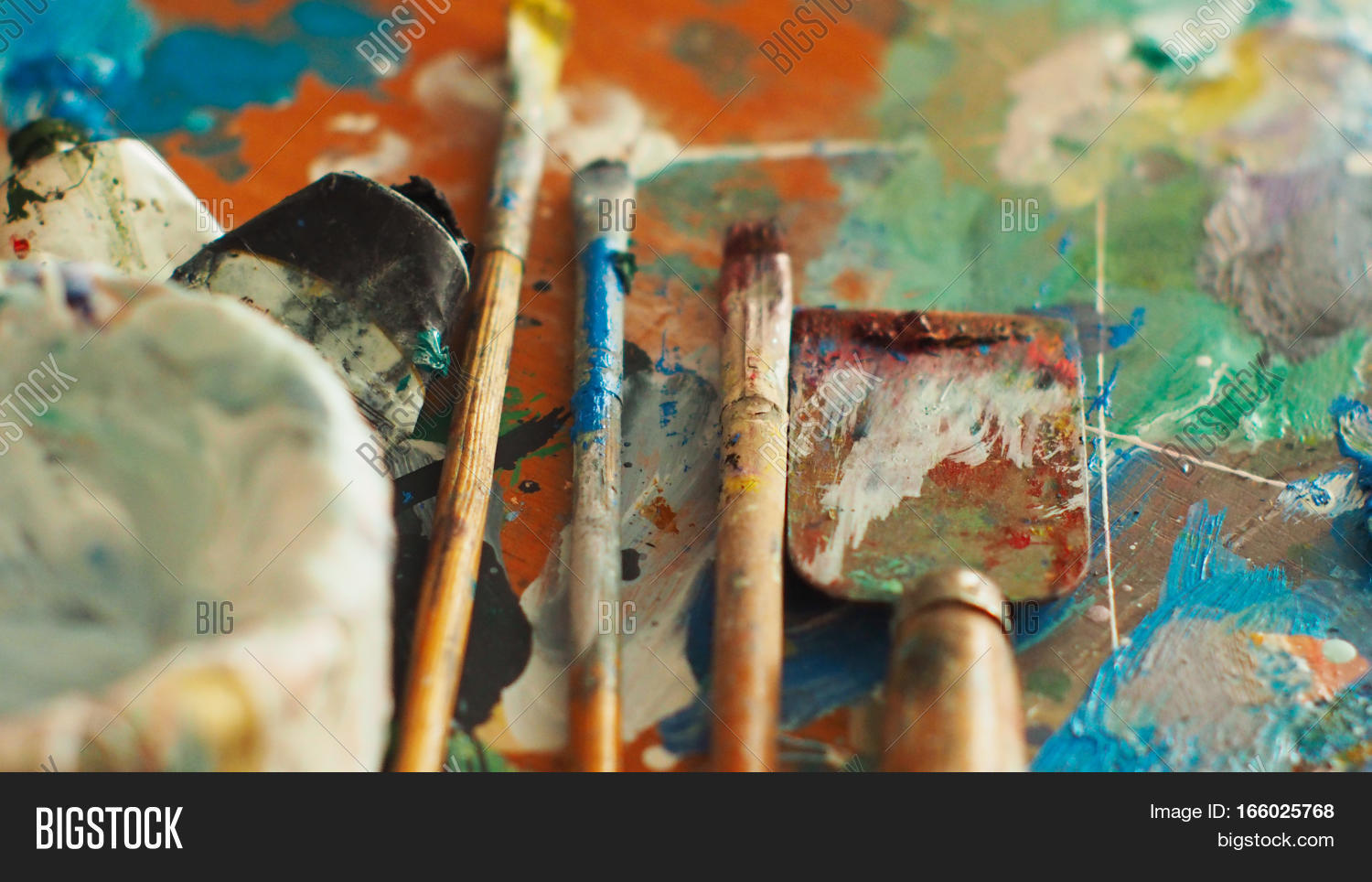Brush Bright Oil-paint Image & Photo (Free Trial) | Bigstock