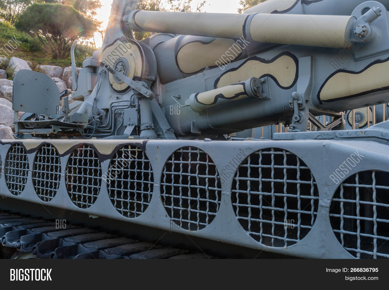 Tank Tracks Side View