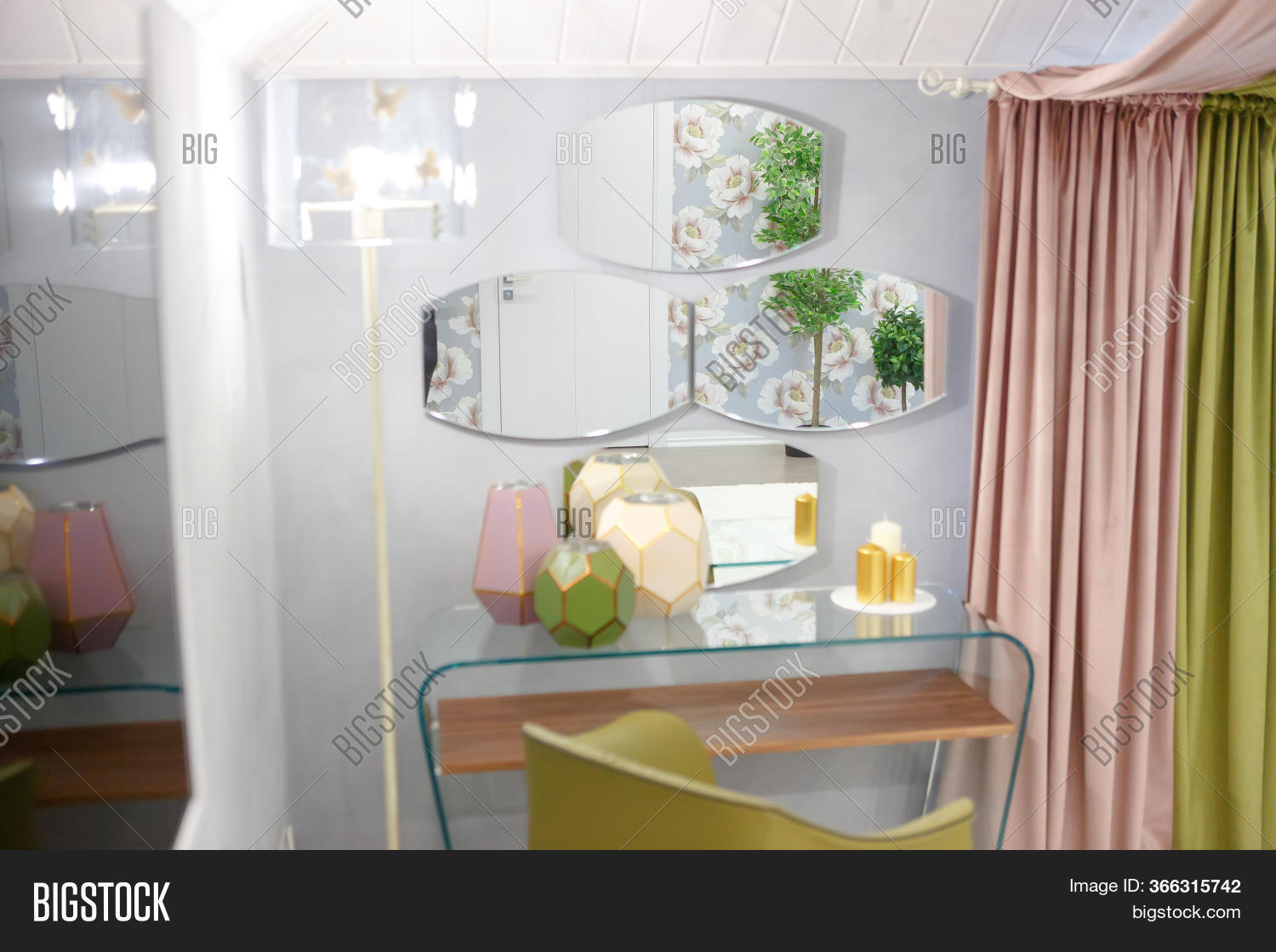 Three Mirrors Hang On Image & Photo (Free Trial) | Bigstock