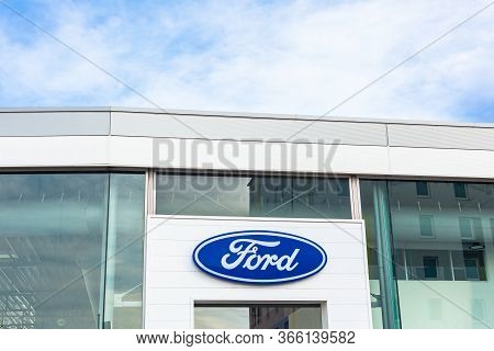 Ford Motor Company Image & Photo (Free Trial) | Bigstock