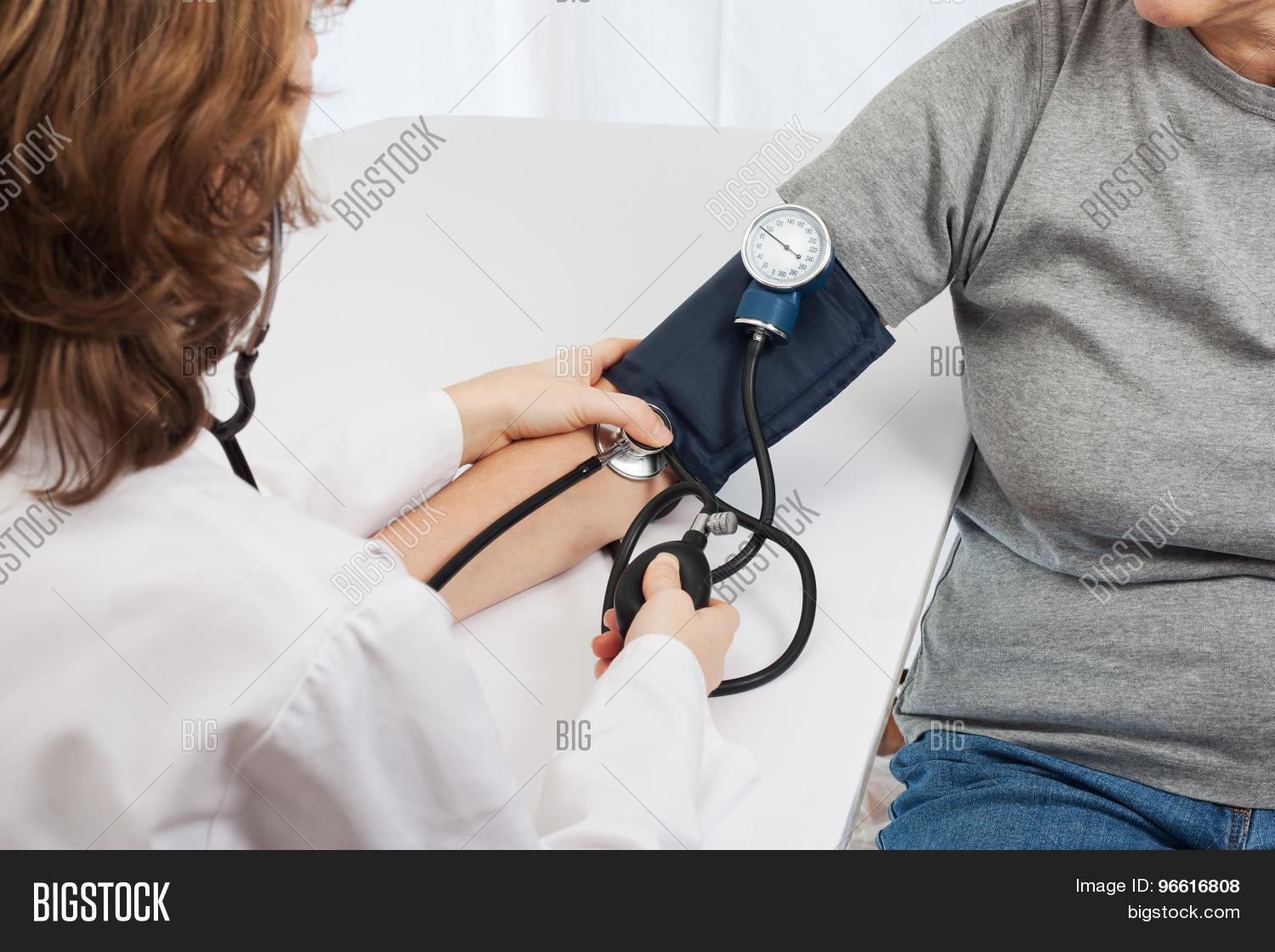 Doctor Checking Blood Image & Photo (Free Trial) | Bigstock