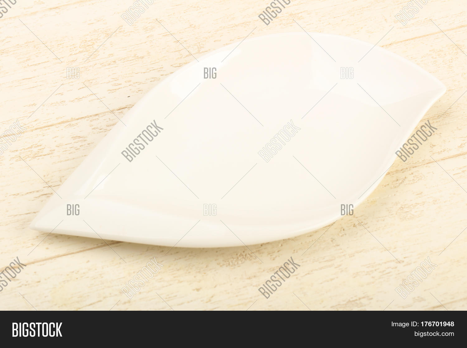 Empty Plate Image & Photo (Free Trial) | Bigstock