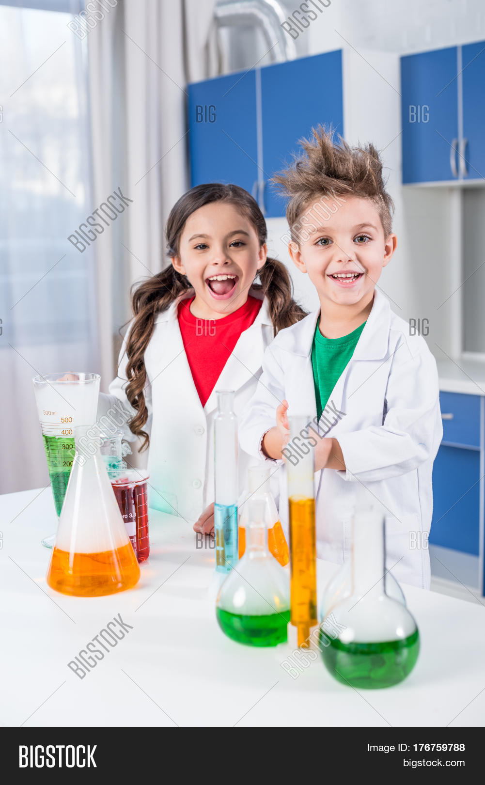 Kids Chemical Lab Image & Photo (Free Trial) | Bigstock