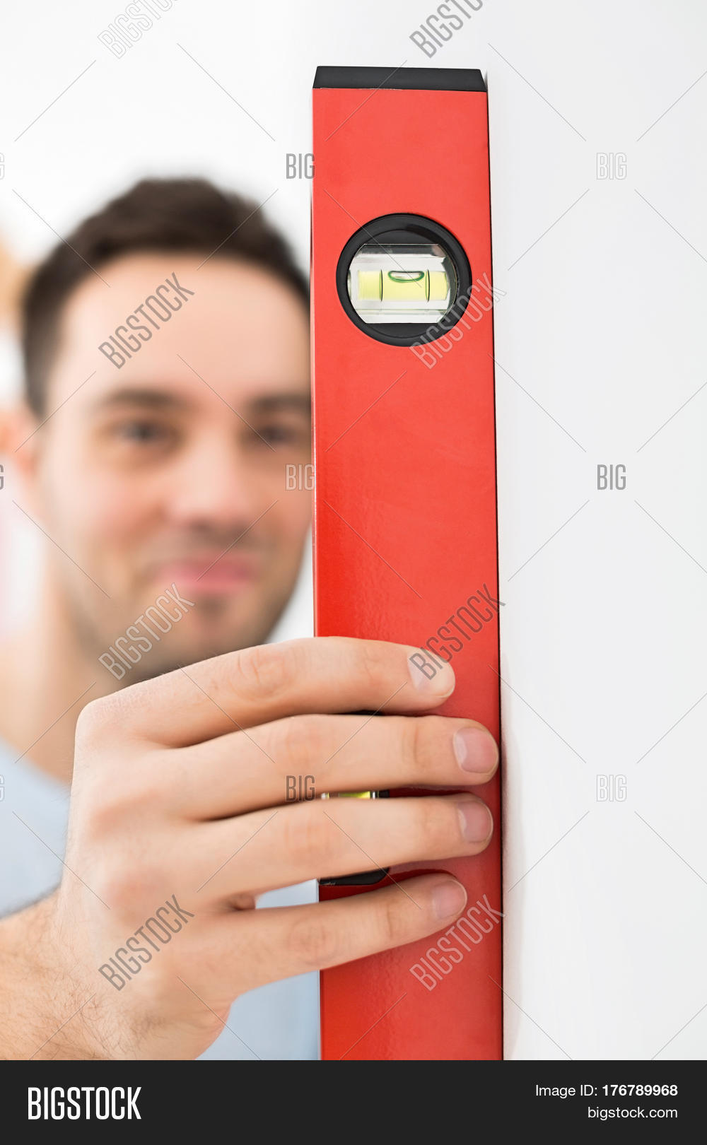 Man Using Spirit Level Image & Photo (Free Trial) | Bigstock